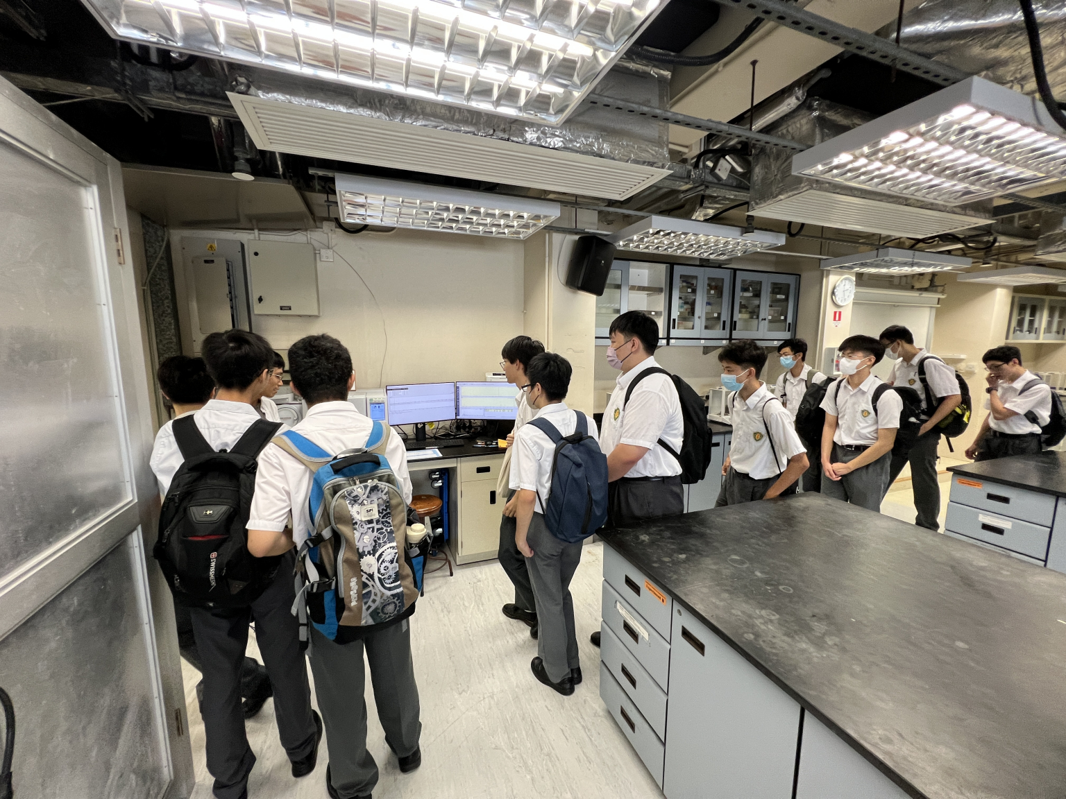 Visit to CUHK Chemistry Department – Ho Lap College